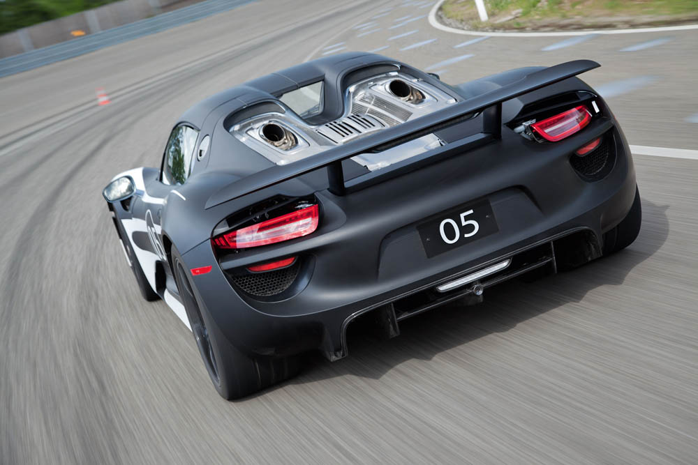 Porsche unveils 918 Spyder prototype | GaPundit
